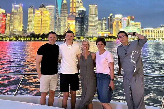 Shanghai Huangpu River Luxurious Private VIP Yacht Cruise - Introduction
