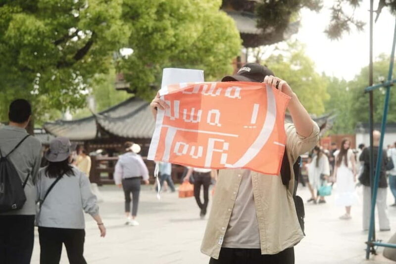Shanghai: Longhua Temple Buddhist tour with local expert - Exploring Longhua Temple: An Authentic Cultural Encounter