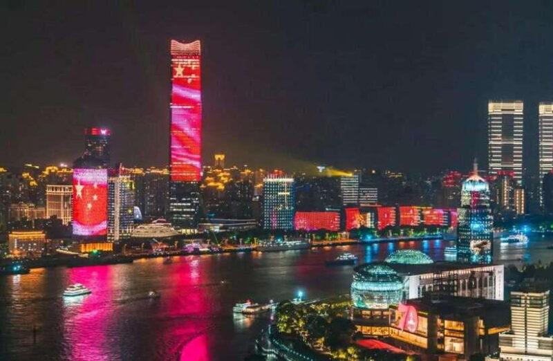 Shanghai Night River Cruise VIP Seat with Authentic Dinner - The Authentic Dinner Experience in Detail