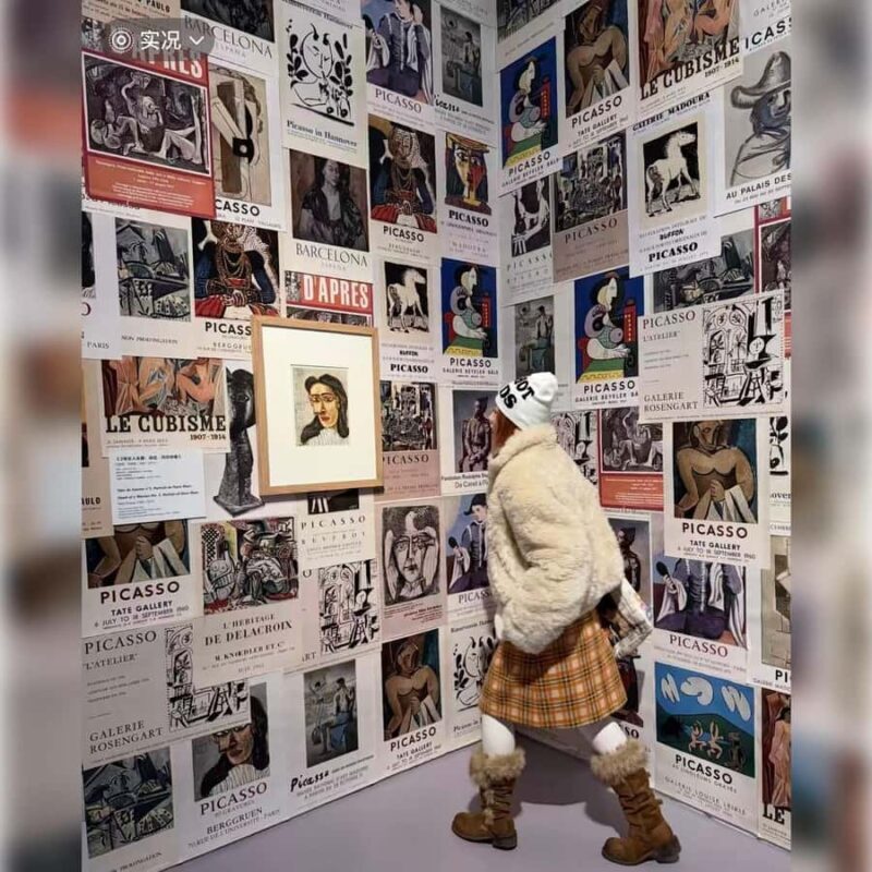 Shanghai: Night Tour from Art Museum to Huangpu River Cruise - A Closer Look at the Tour