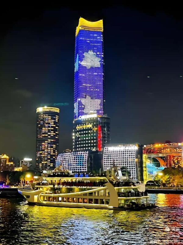 Shanghai: Oriental Pearl Tower & Huangpu River Cruise - Exploring the Tour in Detail