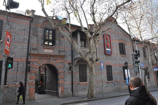 Shanghai Private Day Tour of Jade Buddha Temple and Jinmao Tower - Who Will Love This Tour?