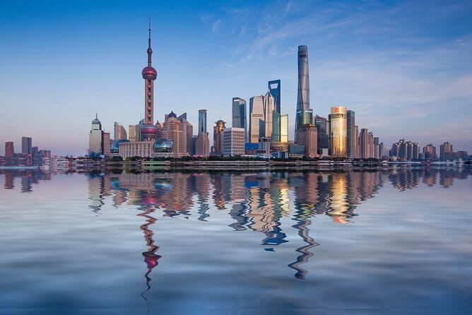 Shanghai Private Layover Tour: Jade Buddha Temple+Sunset in Oriental Pearl Tower - Who Should Consider This Tour?