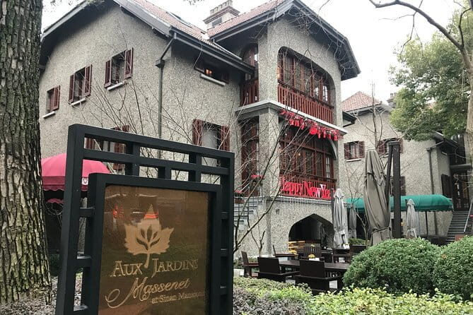 Shanghai Private Layover Tour: Jade Buddha Temple+Sunset in Oriental Pearl Tower - FAQ