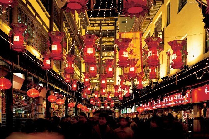 Shanghai Private Layover Tour of the Bund Oriental Pearl Tower and Dim sum - Key Points