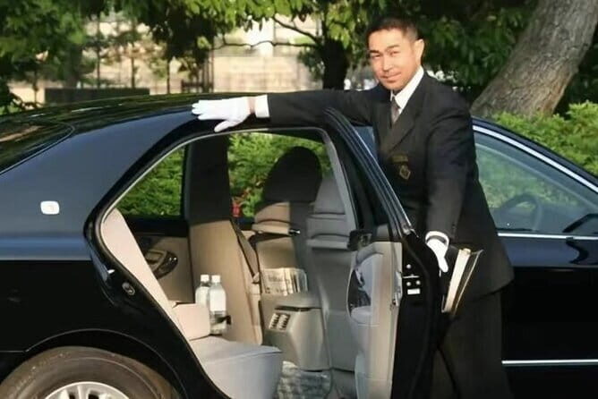 Shanghai Private Rental Car with English Driver - Key Points