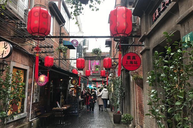 Shanghai Private Walking Tour featuring Lifestyle in Former French Concession - An In-Depth Look at the Shanghai Private Walking Tour