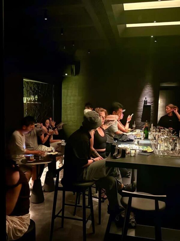 Shanghai Pub Crawl (Guided Bar Hopping) with Shots Included - What Makes Each Venue Special?