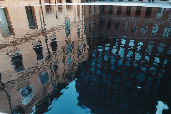 Shanghai Retail Experience Tour Tech and Culture - China’s Green Future at Dragon Dream NEV Street