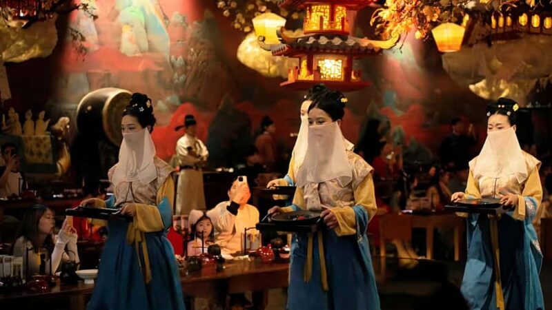 Shanghai: Tang Dynasty Immersive Dinner Experience - Key Points