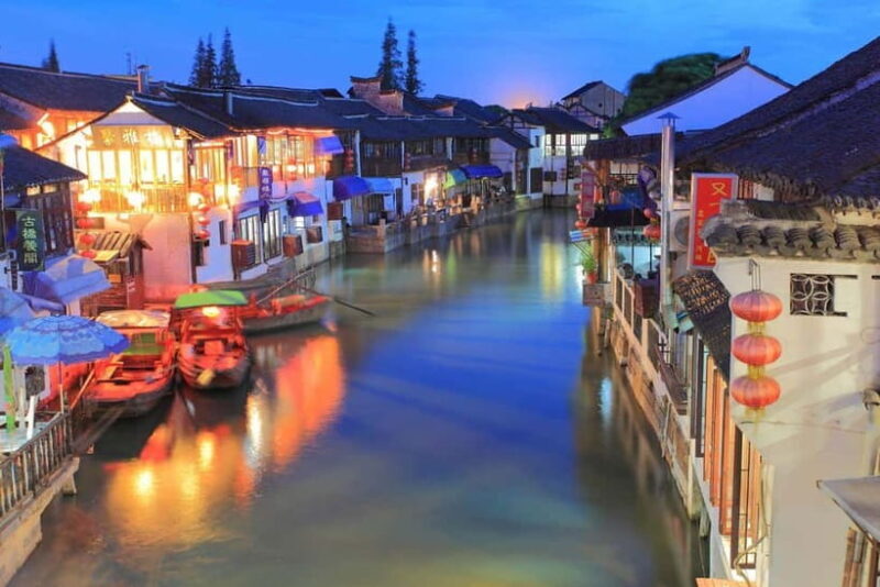 Shanghai: Zhujiajiao Water Town Private Tour with Boat Ride - Exploring Zhujiajiao: What You Can Expect