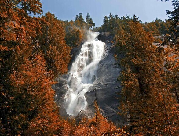 Shannon fall, Quercus Point and Squamish city Private tour - Discover the Beauty of British Columbia with the Shannon Falls, Quercus Point, and Squamish Private Tour