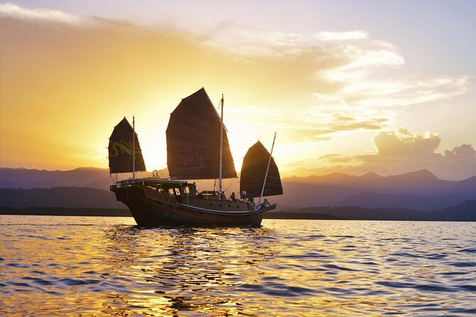 Shaolin Sunset Sail on Authentic Chinese Junk Boat - An In-Depth Review of the Shaolin Sunset Sail