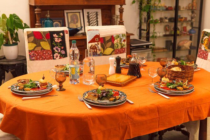 share a traditional meal with licauw - Who Should Consider This Tour?