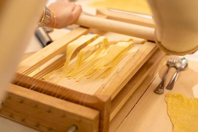Share your Pasta Love: Small group Pasta and Tiramisu class in Ragusa - FAQs