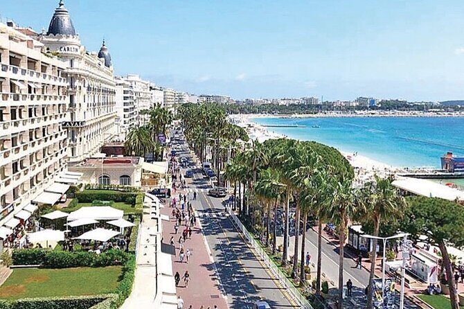 Shared Guided Half Day Tour at Cannes and Antibes - How the Tour Works: Detailed Itinerary Breakdown
