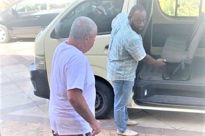 Shared or Private St Kitts Airport Roundtrip Transfer - The Experience: What You Can Expect