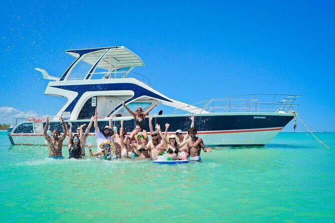 Shared Party Boat in Cap Cana - An in-depth look at the shared party boat experience