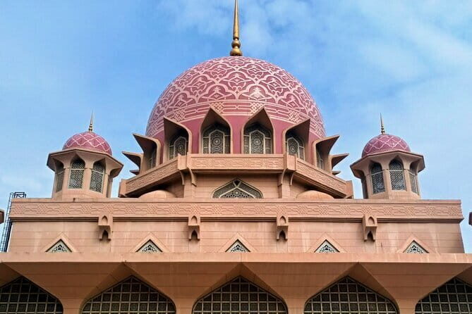 Shared Putrajaya Tour with Traditional Boat Cruise & Pink Mosque - A Practical Look at the Shared Putrajaya Tour with Traditional Boat Cruise & Pink Mosque