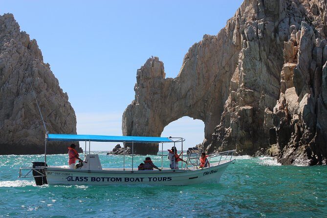 Shared ride to the arch of Cabo San Lucas - Included and Not Included