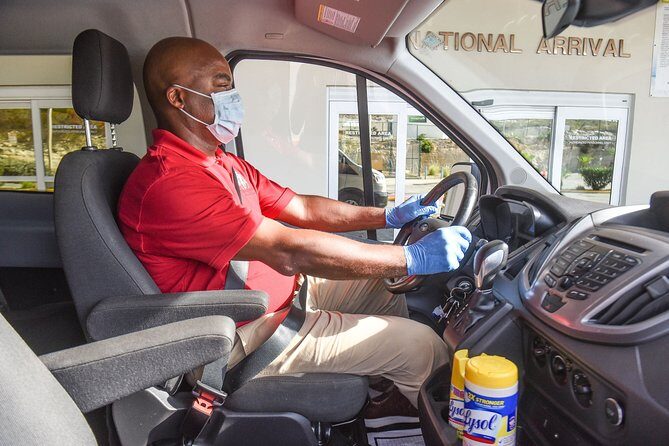 Shared Round Trip Transfer Providenciales Airport to Providenciales Hotels - A Practical Look at the Shared Round Trip Transfer in Providenciales