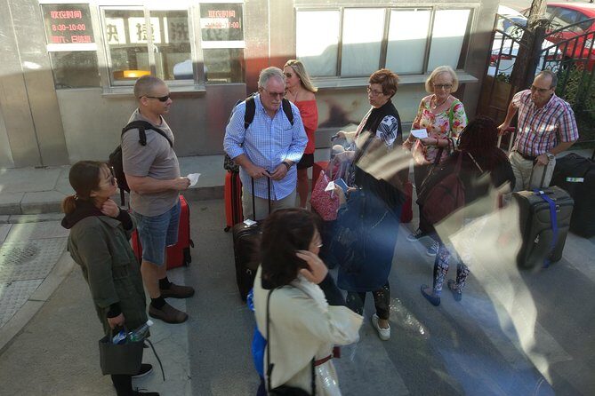 Shared Shuttle Bus Transfer Between Tianjin Cruise Port And Downtown Beijing - Key Points