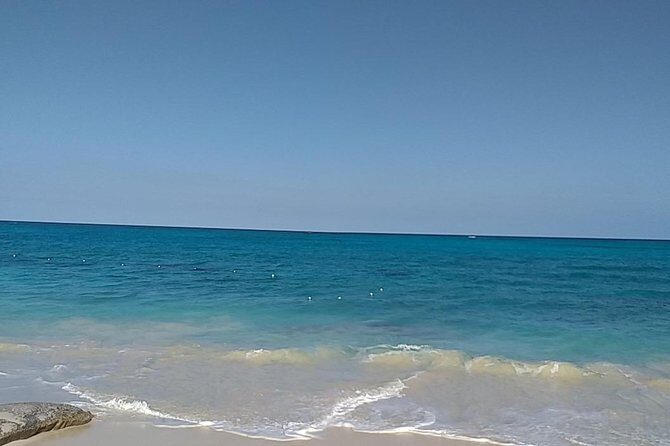 Shared Shuttle Hotels in Cable Beach - What to Expect from This Shuttle Service