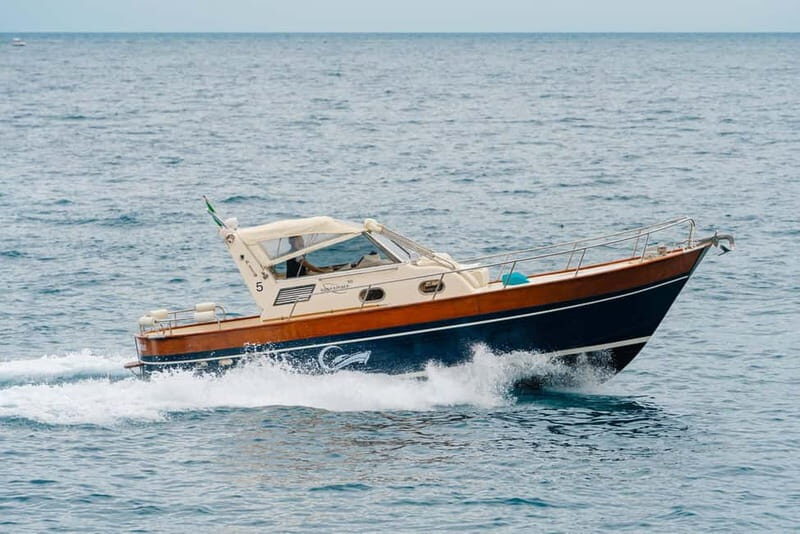 Shared Tour in The Amalfi Coast on our Apreamare 10 - Why Choose This Amalfi Coast Boat Tour?
