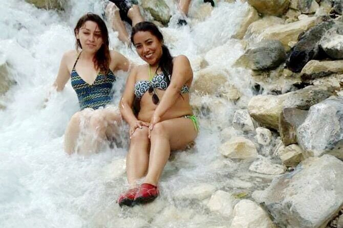 Shared Tour Tolantongo Grottoes 1 Day - FAQs