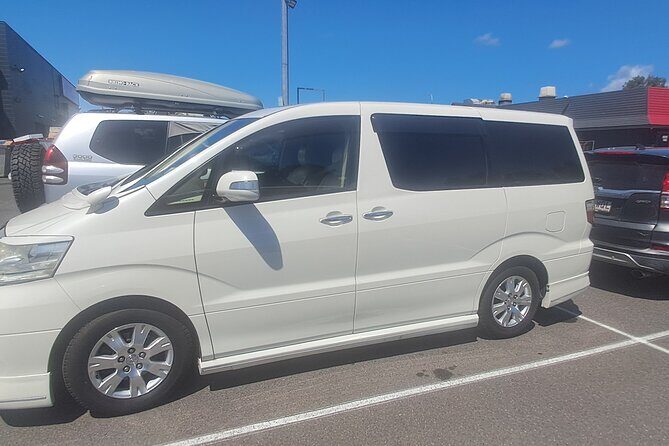 Shared Transfer Between Cairns and Port Douglas - An Honest Look at the Transfer Experience