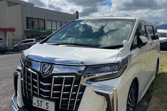 Shared Transfer from Nadi Airport to Denarau and Nadi Hotel - Key Points