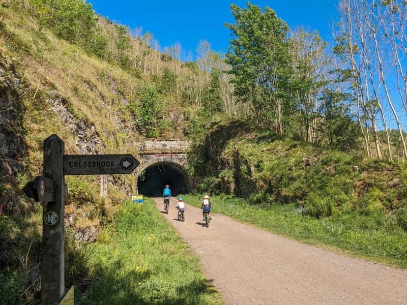 Sheffield: Electric Bike Rental  Explore the Peaks & Beyond - Prime Location as Your Gateway to the Peaks