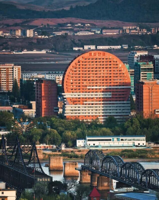 Shenyang to Dandong: China North-eastern Border Day Tour - Exploring the Heart of Dandong: Scenic Views and Cultural Highlights