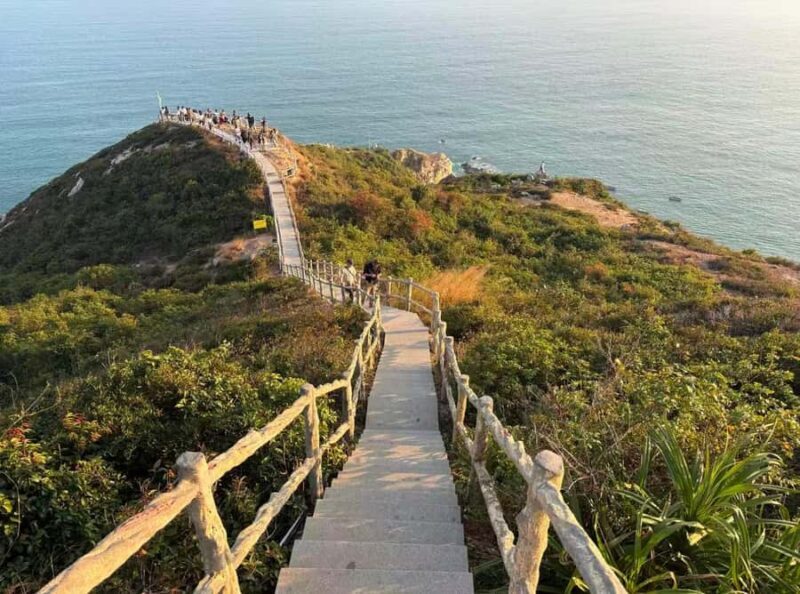 Shenzhen: Dapeng Ancient Fortress Guided History Tour &Cliff - Scenic Walk along Xichong Coastal Trail