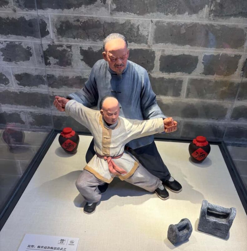 Shenzhen: Dapeng Ancient Fortress Guided History Tour &Cliff - Price and Value