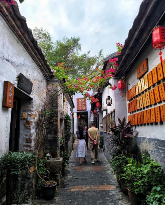 Shenzhen East: Dapeng Fortress, Temple, and Beach Day Tour - An Introduction to Shenzhen East: Dapeng Fortress, Temple, and Beach Day Tour