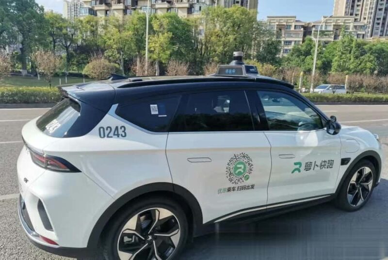 Shenzhen: Tech Tour with Drone, Driverless Taxi and Robot. - Key Points