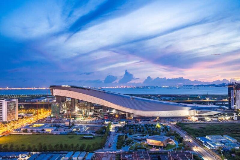 ShenzhenIndoor Ski Resort Beginner Slope - Practical Details and Tips for Visitors