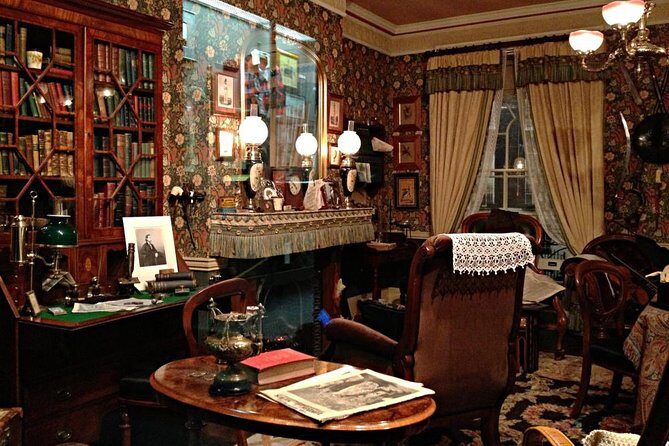 Sherlock Holmes Museum & See London's Top Sights Walking Tour - Who Would Enjoy This Tour?