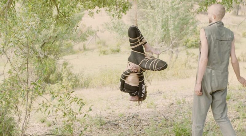 Shibari on the beach! - The Unique Blend of Art, Nature, and Intimacy
