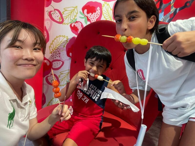 Shibuya & Harajuku: Spice it up your Tokyo tour - Transition to Harajuku: The Epitome of Cute & Creative