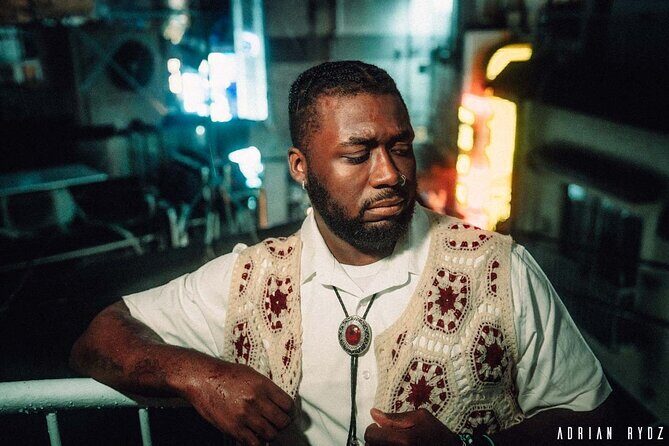 Shibuya Scenic Views Photography Tour - The Experience in a Nutshell