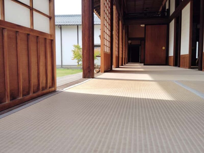 Shiga: Guided Hikone Castle Experience with Samurai Heritage - Exploring Hikone Castle: A Step Back in Time