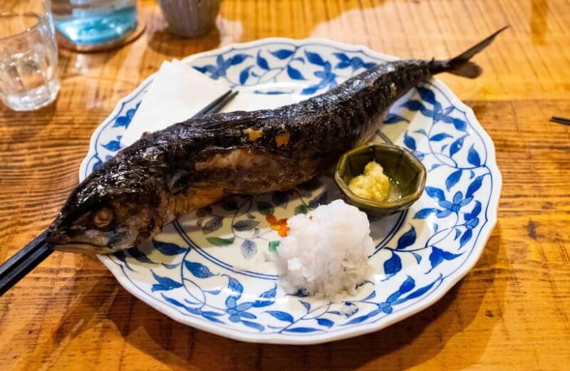 Shinjuku Izakaya Food & Drink Tour - Atmosphere and Guides