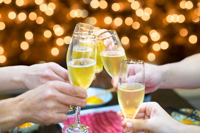 Shinjuku Kabukicho bar hopping & grab a bite tour w/Local Guide - What’s Included & What’s Not