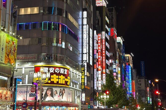 Shinjuku Retro 90s Izakaya and Modern Bar Tour - What Travelers Say and Why It Matters