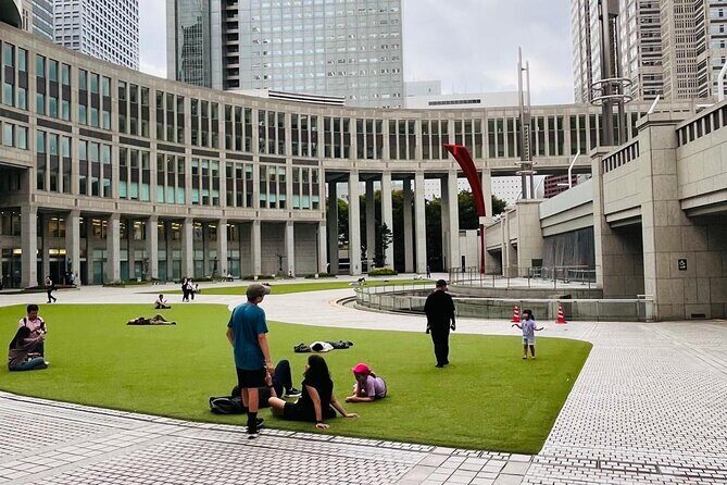 Shinjuku Tokyo Metropolitan observation and Shibuya Walking Tour - Exploring the Itinerary