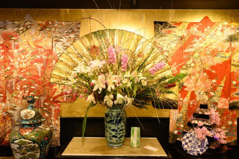 Shinjuku Washoku & Concept Café Tour - Frequently Asked Questions