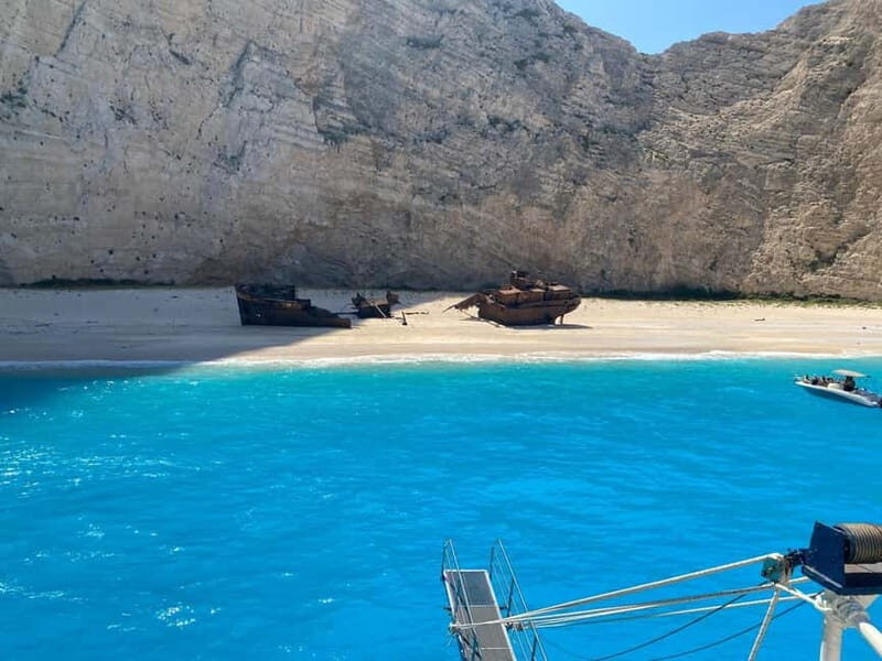 Shipwreck cruise, Blue Caves cruise, Xigia Beach, 3 stops - FAQ