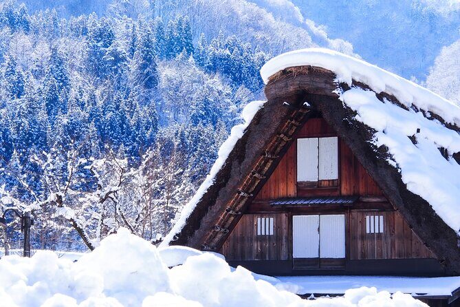 Shirakawa-go and Hida-Takayama Private Day Trip from Nagoya - Experiencing Traditional Hida Living at the Folk Village